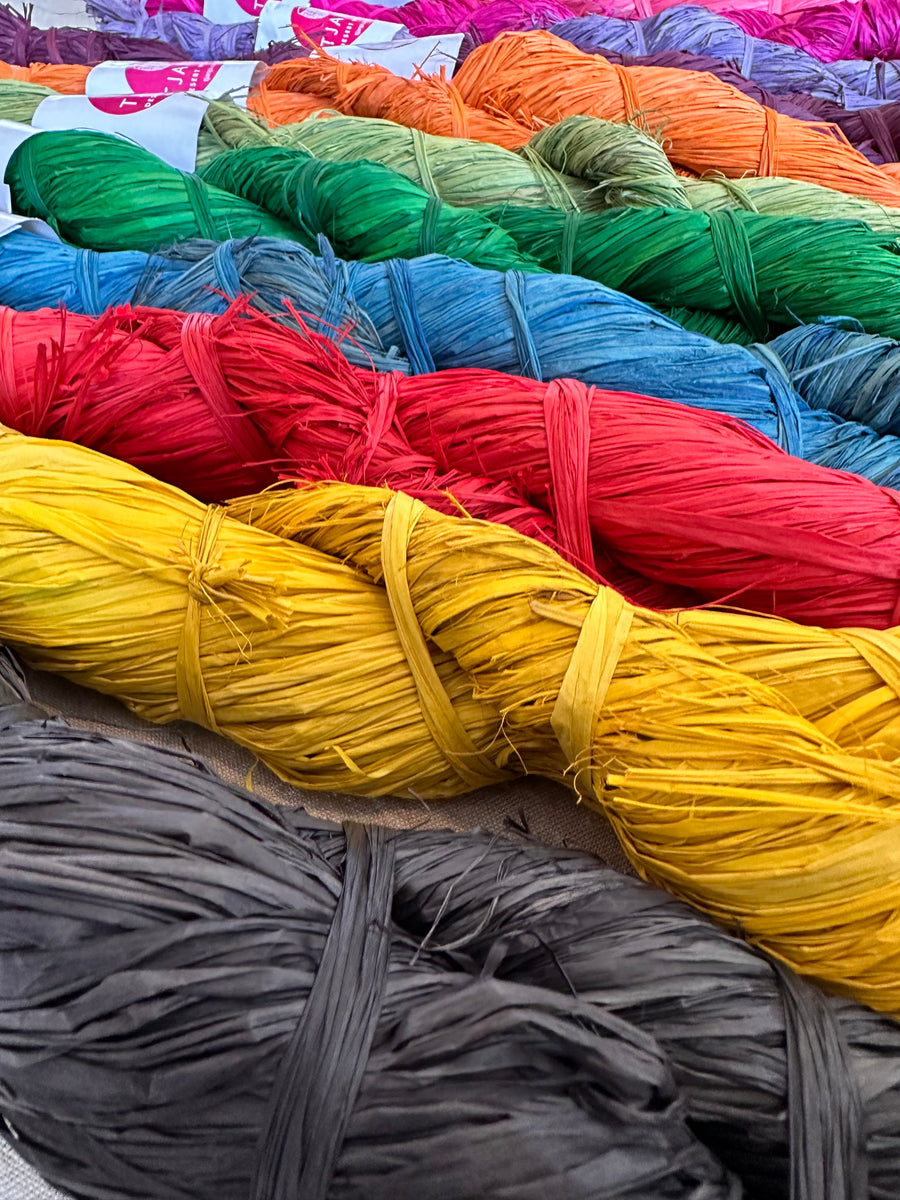 Tjanpi Raffia – String Harvest